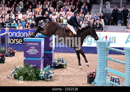 Tim Gredley of United Kingdom with Imperial HBF during jump-off of the ...