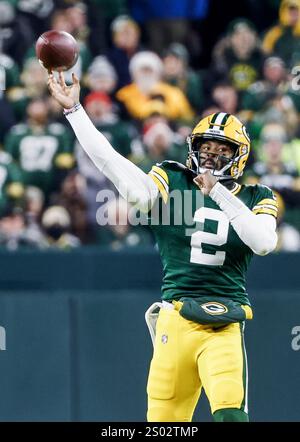 Green Bay Packers quarterback Malik Willis warms-up before a preseason ...