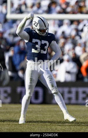 Penn State defensive end Dani Dennis-Sutton (33) pressures Nevada ...