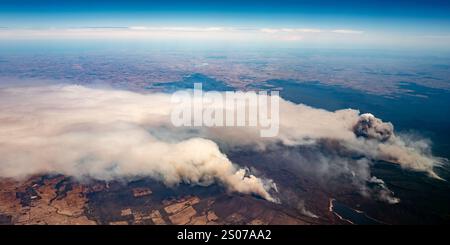 Grampians, 25 December 2024: Smoke from the Grampians wildfires stretch ...
