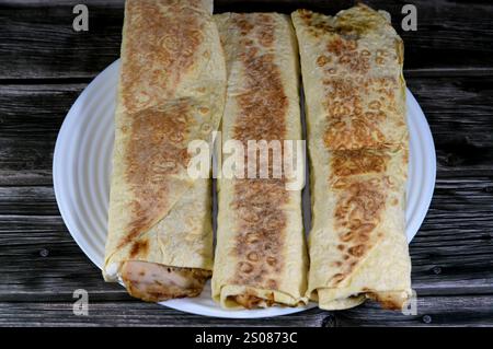 Syrian recipe cuisine Shawarmas, chicken shawerma or shawarma tortilla ...