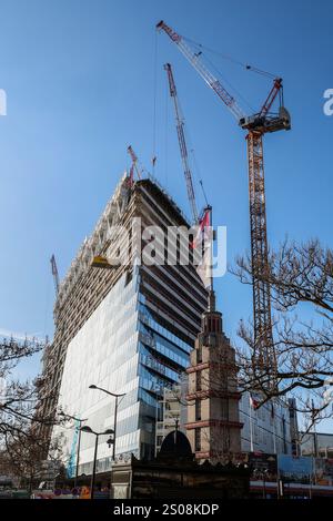 TRIANGLE TOWER PARIS Stock Photo - Alamy