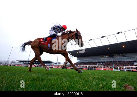Banbridge ridden by Paul Townend wins the Ladbrokes King George VI ...