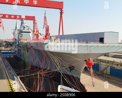 (241227) -- SHANGHAI, Dec. 27, 2024 (Xinhua) -- This photo taken on Dec ...