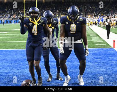 Toledo defensive lineman Darius Alexander runs the 40-yard dash at the ...