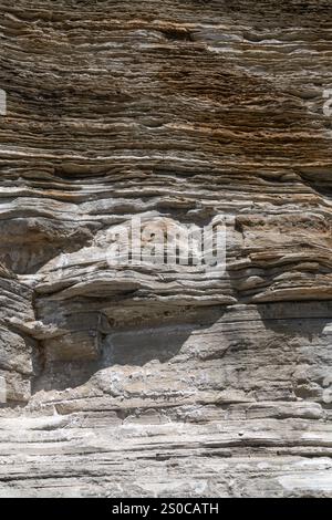 Rock varve in Brazil. Layer sedimentary rock Stock Photo - Alamy