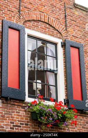 Window flower boxes, Edam, Holland, Netherlands Stock Photo - Alamy