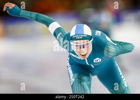 HEERENVEEN - Merel Conijn in action in the women's 5,000 meters during ...