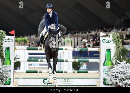 Deirdre Reilly of Ireland with Kafka vd Heffinck during the Jumping ...