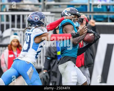 Tennessee Titans cornerback Jarvis Brownlee Jr. (29) warms up during ...