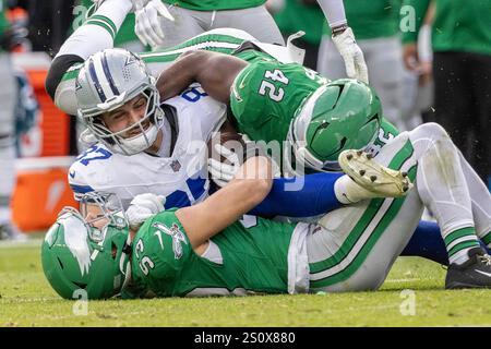 Philadelphia Eagles' Oren Burks in action during an NFL football NFC divisional playoff game ...