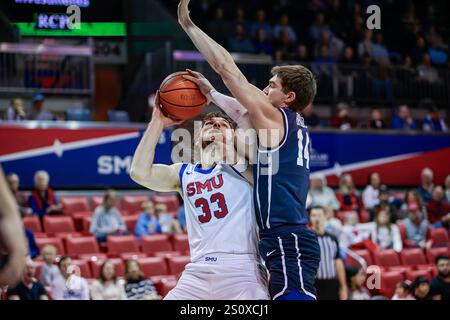 SMU forward Matt Cross (33) and Louisville guard Terrence Edwards Jr ...