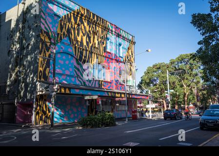 Kinselas Hotel, Art deco venue in a onetime funeral parlour, with high ...