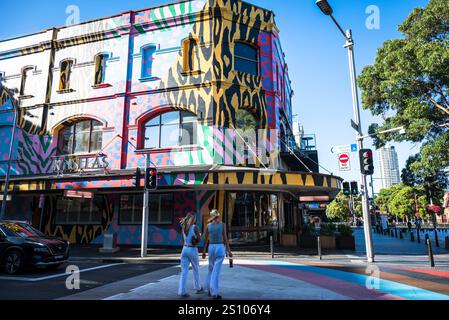Kinselas Hotel, Art deco venue in a onetime funeral parlour, with high ...