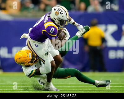 LSU wide receiver Zavion Thomas (0) carries on a pass reception against ...