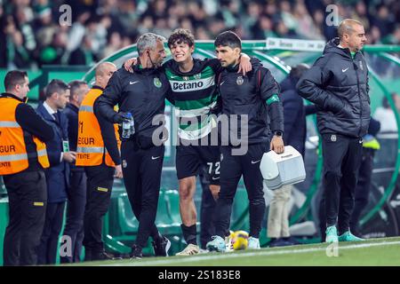Eduardo Quaresma 72 of Sporting CP celebrates after scoring during the ...
