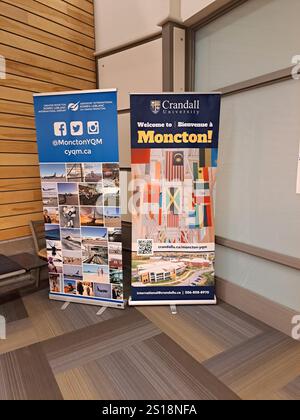 Welcome to the city of Dieppe sign at Greater Moncton Roméo LeBlanc ...