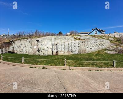 Fisherman's Monument carved granite sculpture in Peggy's Cove, Nova ...