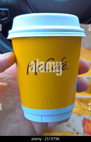 McDonalds, McCafe Cappuccino im to-go-Becher *** McDonalds, McCafe ...
