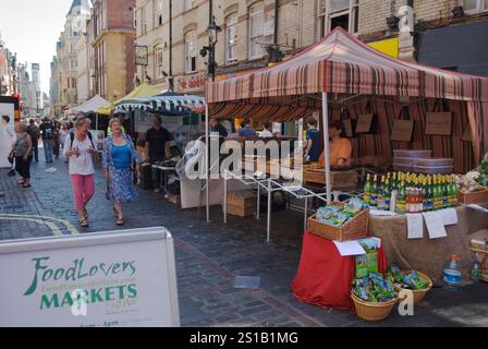 Farmers Market UK. London Rupert Street Soho, Farmers markets Crowd ...