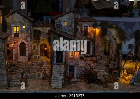 Italian Christmas Nativity Scene (Presepe Stock Photo - Alamy