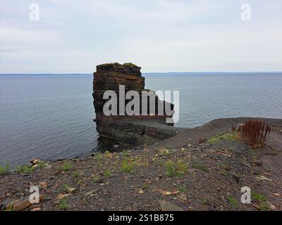Sea stack at Grebe’s Nest in Wabana, Bell Island, Newfoundland ...