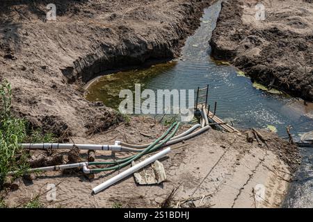 Irrigation pump, Santa Clara River, Santa Paula, California Stock Photo ...