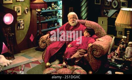 THE SANTA CLAUSE (1994), directed by JOHN PASQUIN. Credit: WALT DISNEY ...