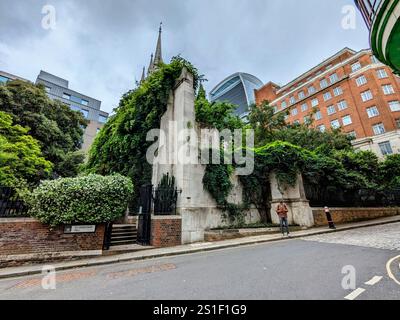 St Dustan Church, London Stock Photo - Alamy