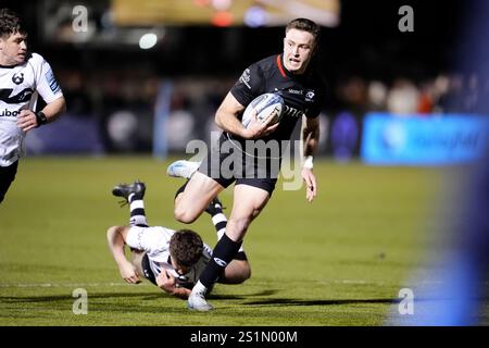 Saracens' Fergus Burke scores a try during the Gallagher PREM match at ...