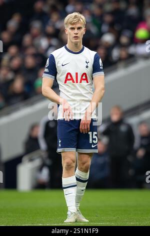 Tottenham Hotspur midfielder Lucas Bergvall (15) celebrates during the ...