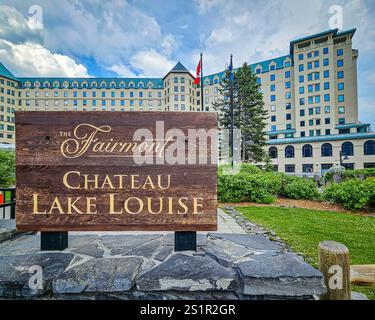 Fairmont Chateau Lake Louise sign in front of hotel at Lake Louise ...