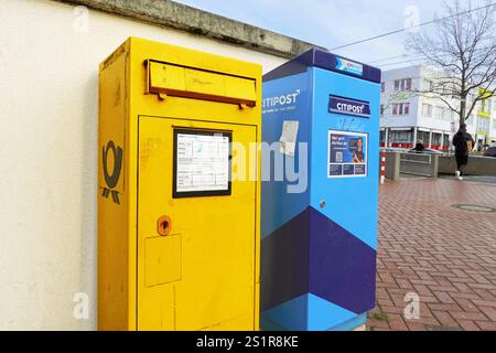 Briefkästen in Hannover von Citipost und Deutsche Post - gesehen am 03. ...