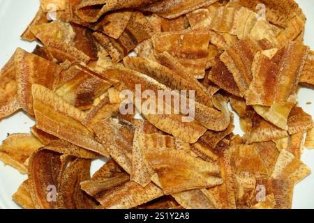Tanzania food snack fried bananas and red baobab fruit candies Stock ...