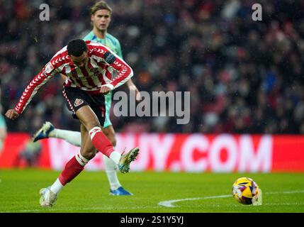 Sunderland's Wilson Isidor scores their side's second goal of the game during the Sky Bet ...