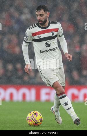Bruno Fernandes of Manchester United breaks with the ball during the ...