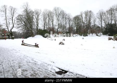 Bolton, England. 5th January 2025. Snow arrived in the Greater ...