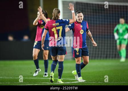 Claudia PINA of Barcelona celebrate his goal with Vicky LOPEZ of ...