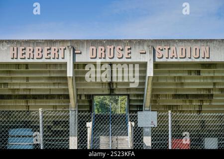 Herbert-Dröse-Stadion, Burgallee, Hanau, Hessen, Deutschland ...