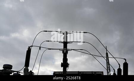 Stromleitungen, Verteiler, aufgenommen in Eichenau, Bayern, am 16 ...