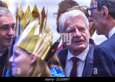 Neubrandenburg, Germany. 06th Jan, 2025. Former Federal President ...