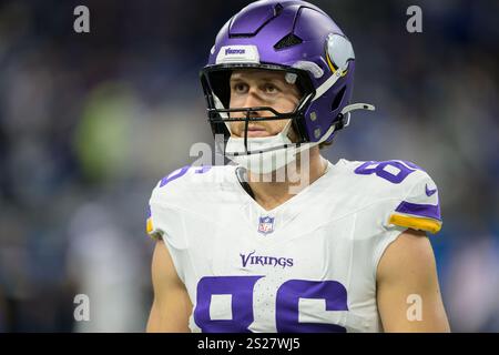 Minnesota Vikings tight end Johnny Mundt (86) walks off the field ...