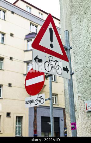 Traffic signs for cycle paths Stock Photo - Alamy
