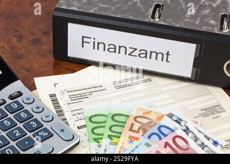 income tax return, Austria Stock Photo - Alamy