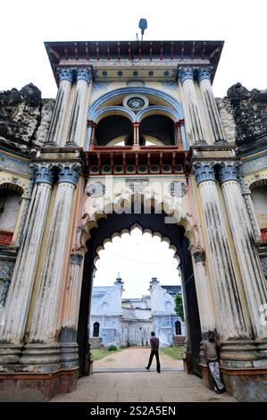 Gate to the Raj Sadan complex in Ayodhya, Uttar Pradesh, India Stock ...