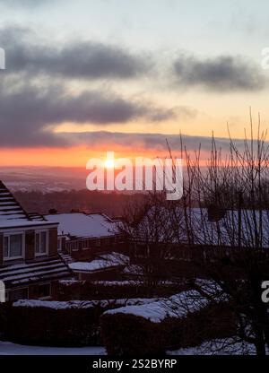 West Yorkshire, UK. 7th Jan, 2025. UK Weather. Winter snow in and ...