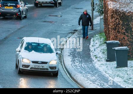 Chippenham, Wiltshire, UK. 7th Jan, 2025. Drivers are pictured in ...