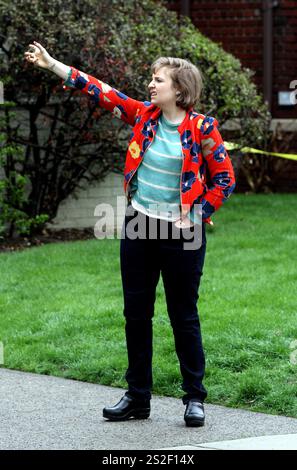 Lena Dunham on the set of her TV show 'Girls' in Brooklyn, New York ...