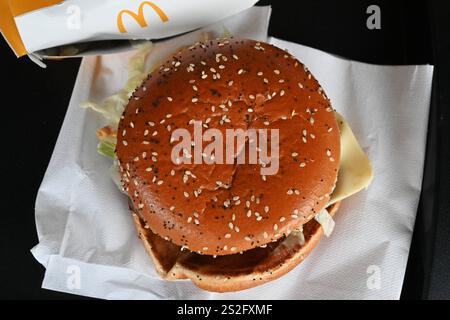 Mc Donalds Fastfood-Restaurant. Nach Angaben von McDonalds Deutschland ...