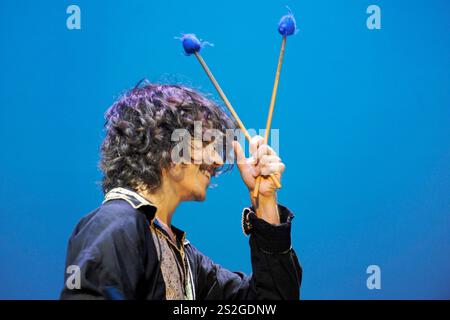 Der spanische Jazz-Vibraphonist Andres Coll am Flügel beim ...